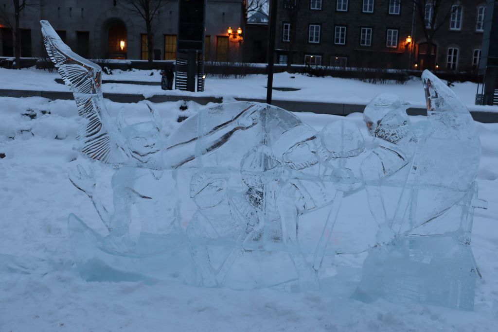 Découvrir Québec à travers ses sculptures de glace – Le Carrefour de Québec